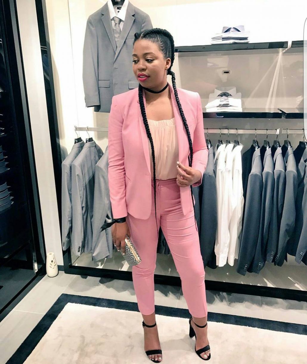 Sweet Female Suits For Work Place – A Million Styles