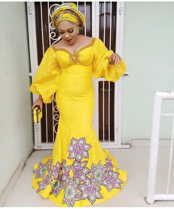 Gorgeous Outfits Spotting Exaggerated Sleeves Trend – A Million Styles