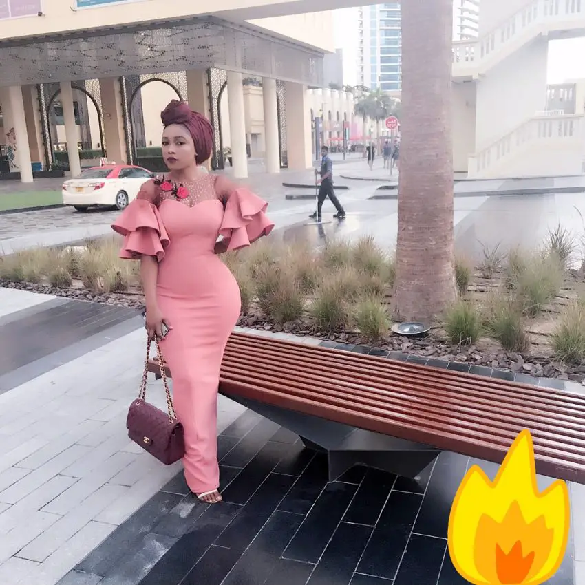 6 Sexy Figure Hugging Dresses For The Classy Woman.