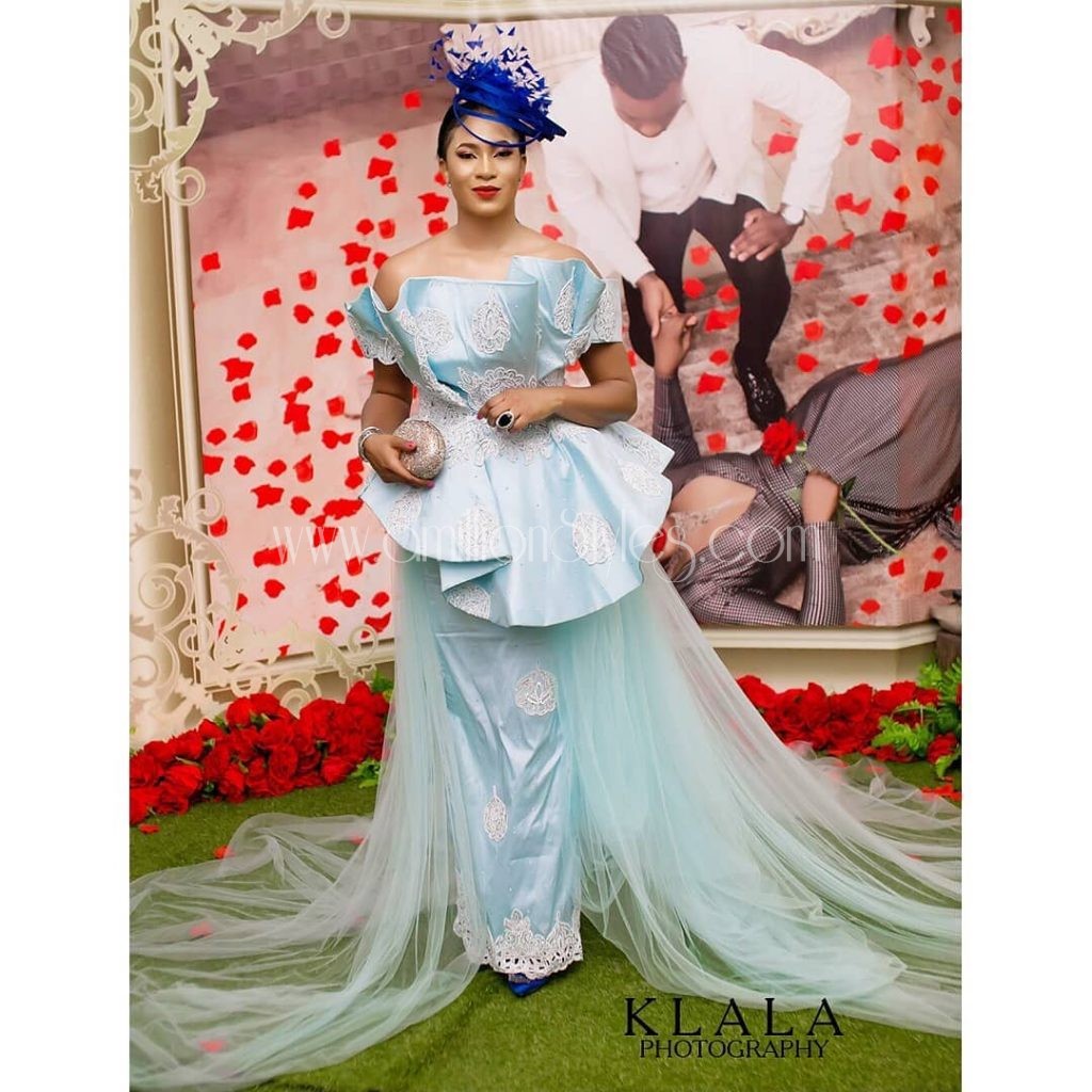 Click Here For Simple Lace Asoebi Styles That Stand Out – A Million Styles