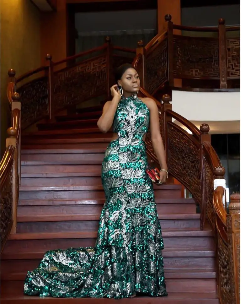 2025 Celebrities Looked Stunning For The La Mode Magazine Green October ...