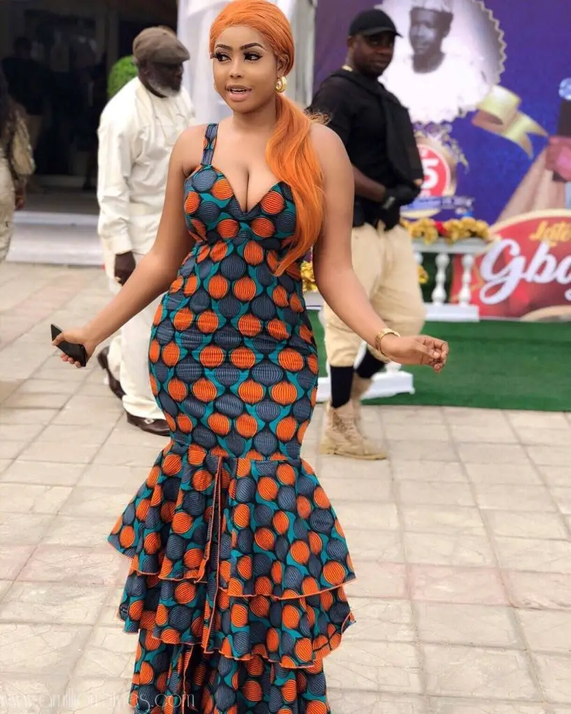 These 8 Maxi Dresses Will Brighten Your Day – A Million Styles