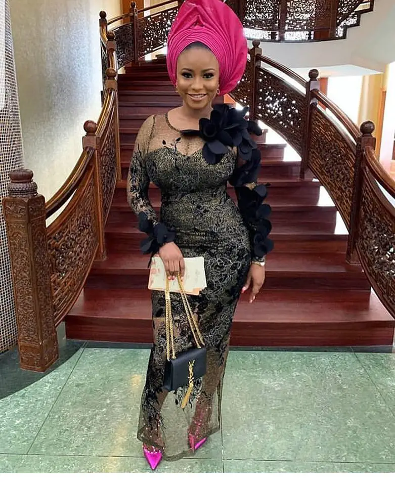 Temi Abudu Got Married And The Asoebi Styles Are Fabulous! – A Million ...