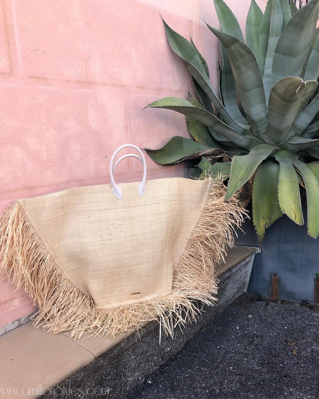 This Jacque Mus Fringe Tote Is Reigning, Who Rocked It Best? – A ...