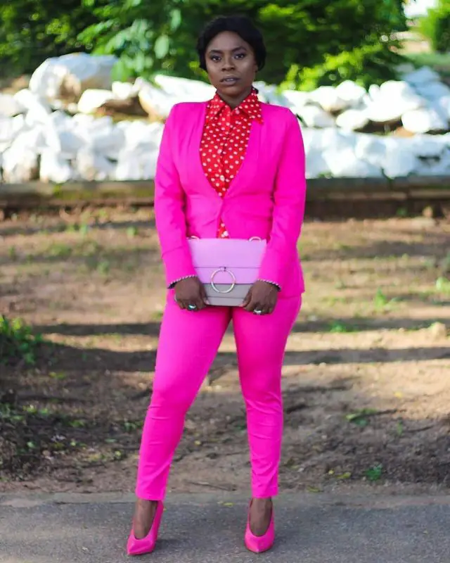 12 Perfect Corporate Styles To End July – A Million Styles