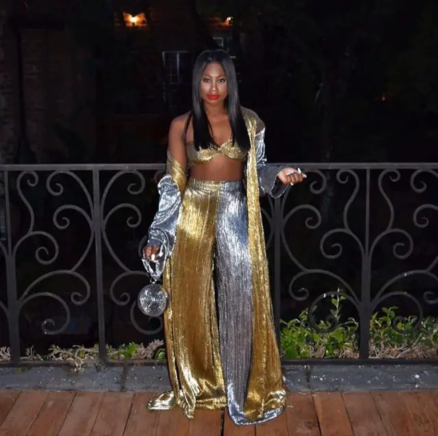 Here Are 11 Sweet Ways To Wear Metallic Colored Outfits – A Million Styles