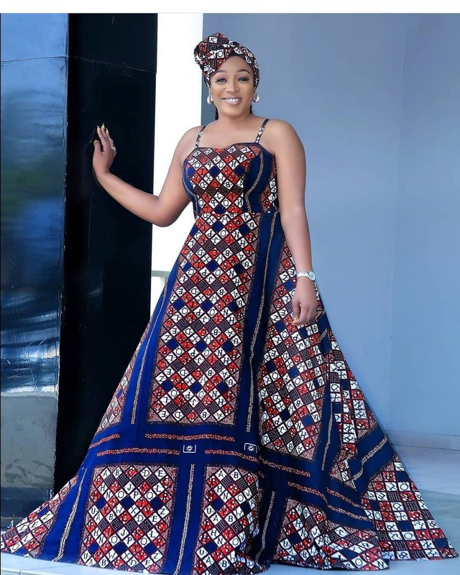 Here Are The 7 Best Maxi Dresses You'll See This Year – A Million Styles