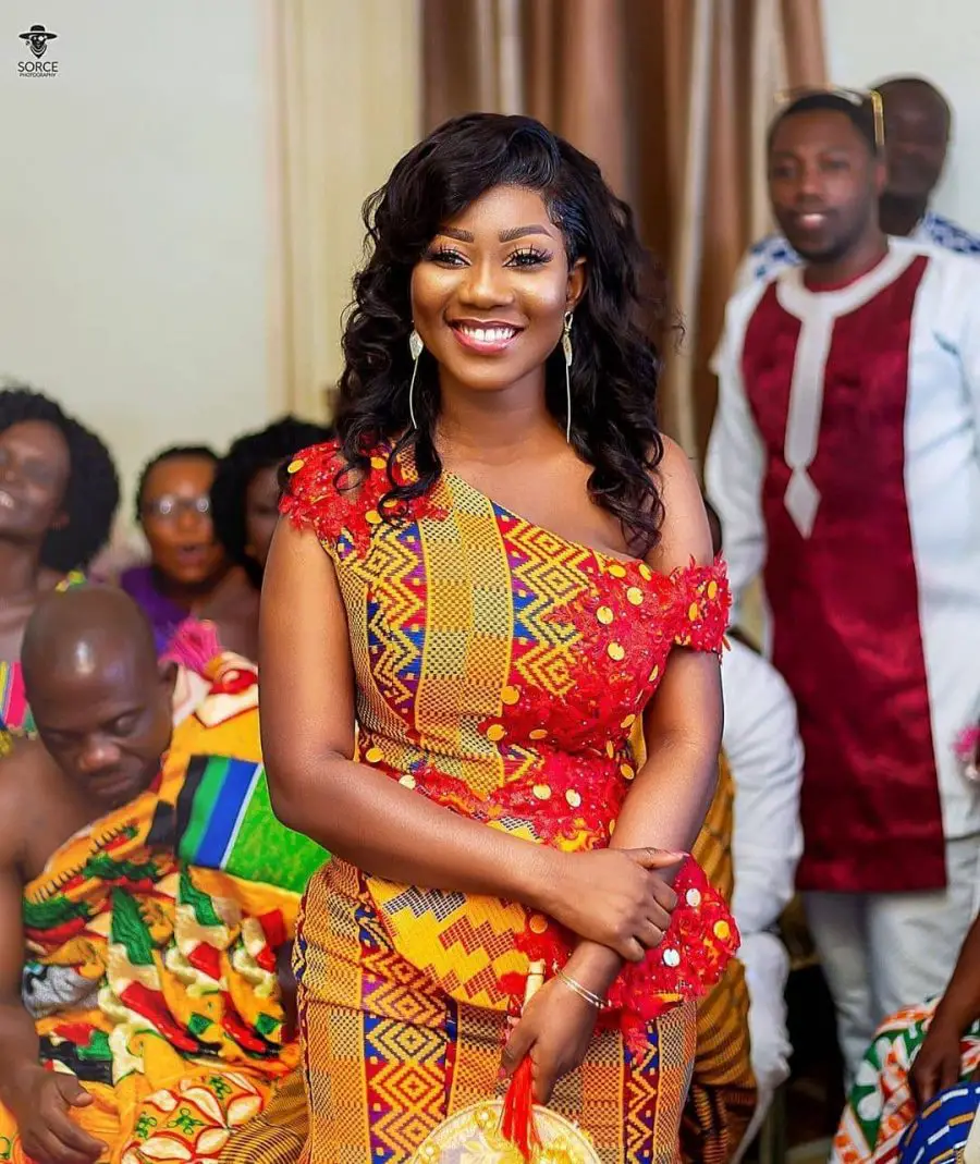 2025 8 Fabulous Kente Styles For Ghanaian Brides – A Million Styles