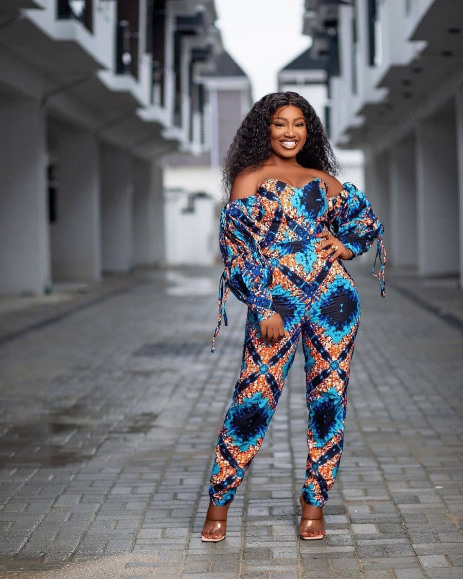 These 11 Ankara Jumpsuits Are A Breath Of Fresh Air – A Million Styles
