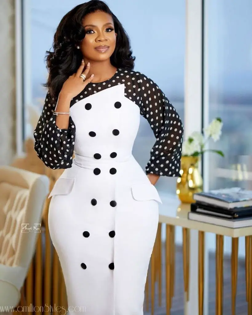 2025 10 Classy Corporate Styles For Career Women – A Million Styles