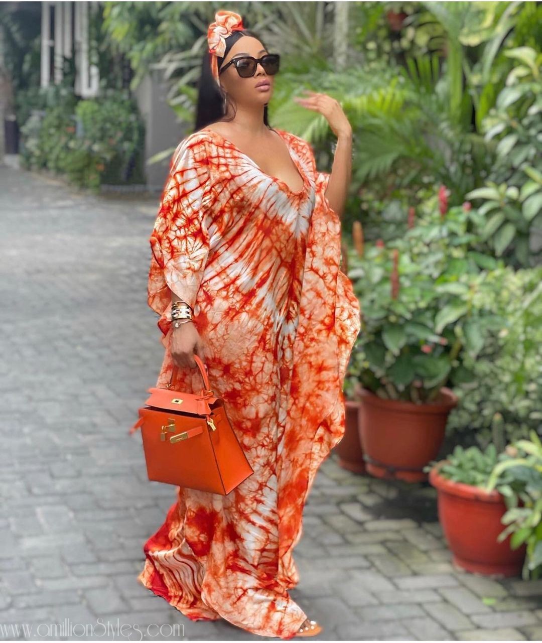 8 Adire Fashion That Schooled Abroad – A Million Styles
