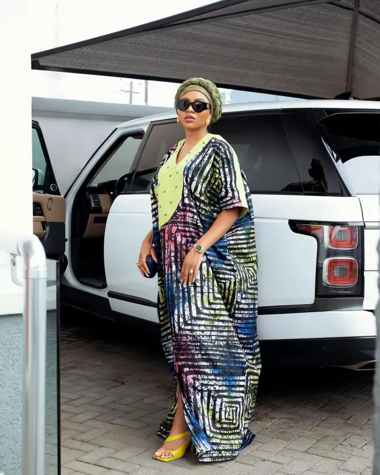 13 Most Creative Latest Adire Styles You'll Come Across Today – A ...