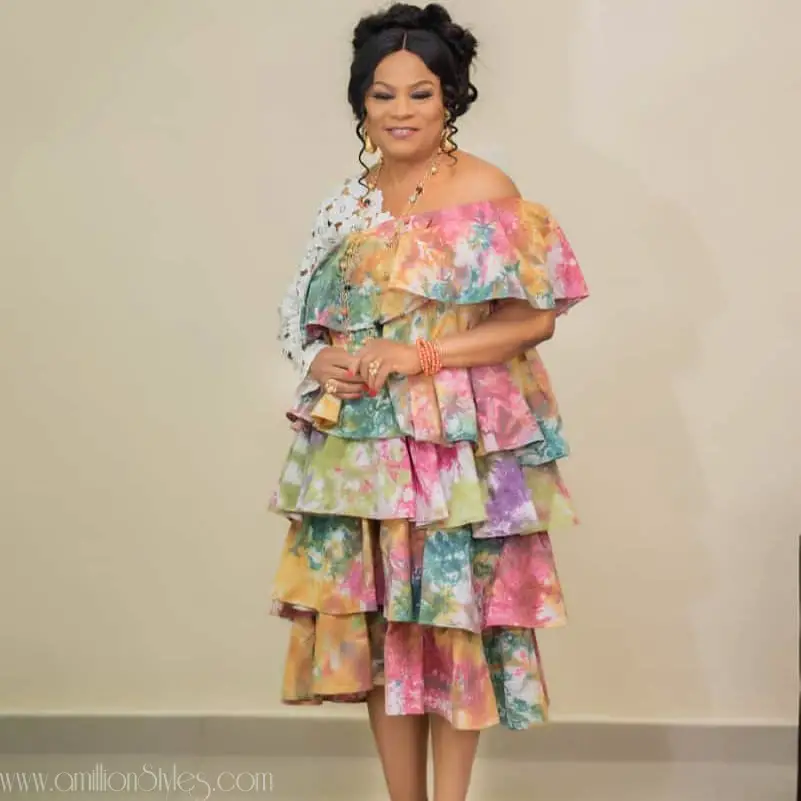 10 Lovely Adire Styles To Wrap Up 2021 – A Million Styles