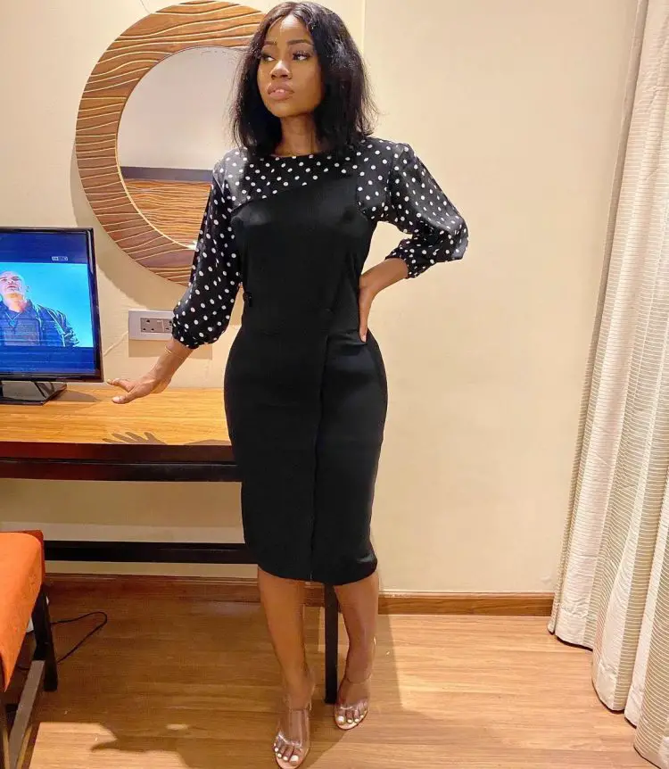 2025 8 Corporate Styles To Wear To Work This Week – A Million Styles