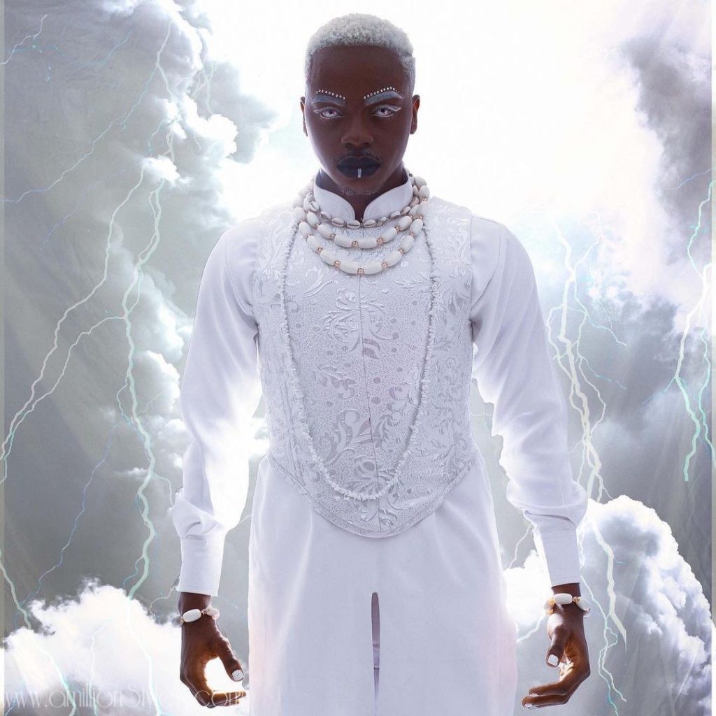 Celebrity Styles At The King Of Thieves Movie Premiere – A Million Styles