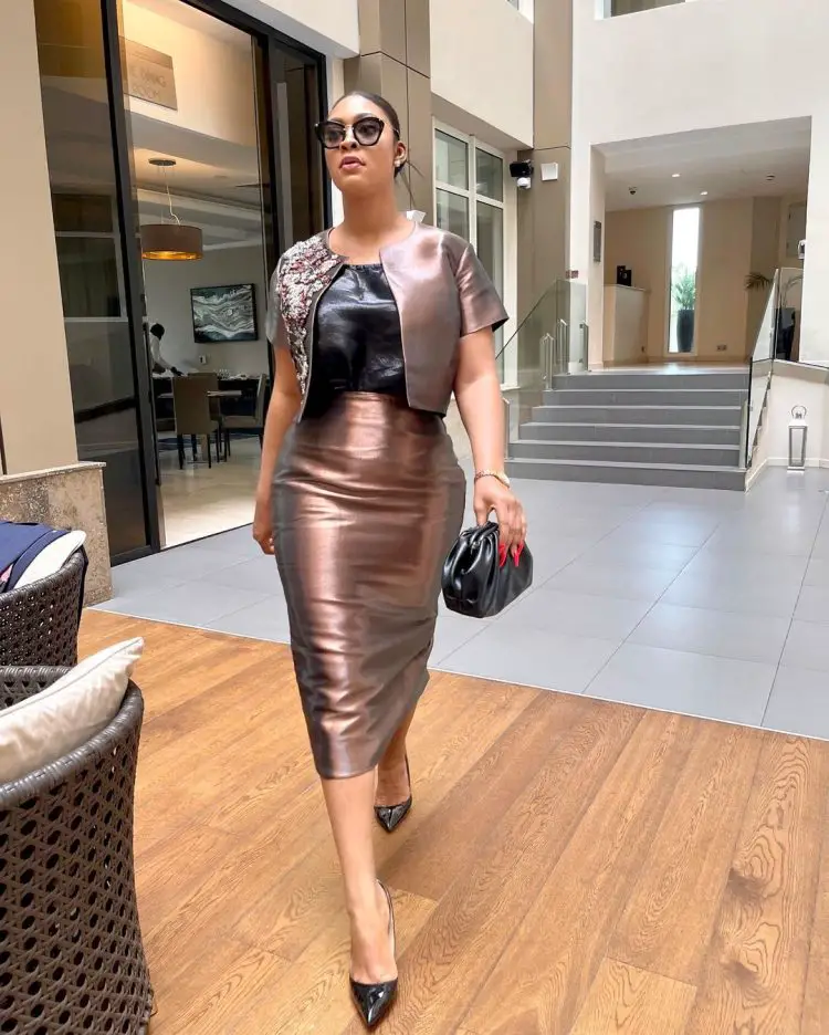 Do Not Ignore These 8 Styles For The Office – A Million Styles