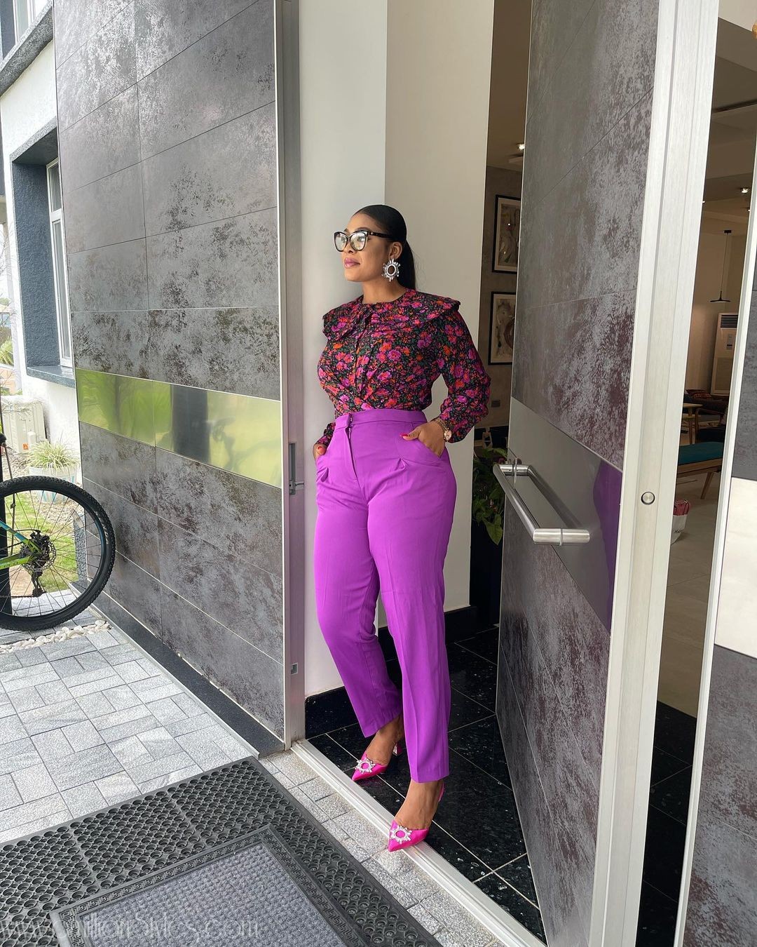 Do Not Ignore These 8 Styles For The Office – A Million Styles