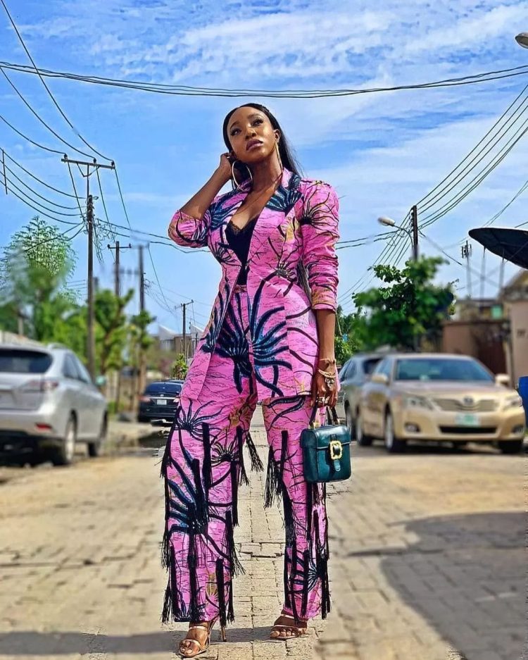 2026 13 Fabulous Two Piece Styles For Women – A Million Styles